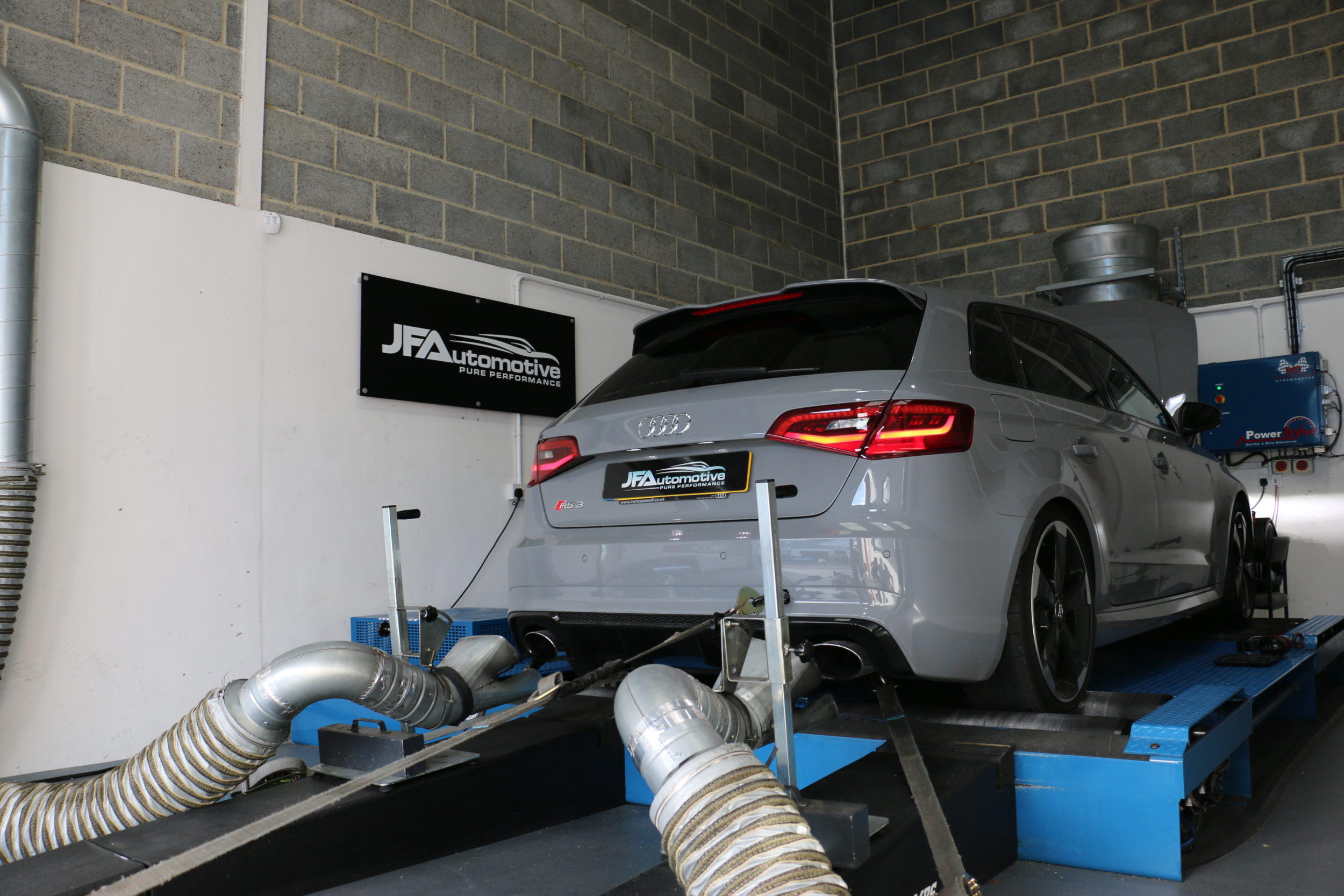 Audi RS3 ECU Remapping, Engine Tuning & S-Tronic Gearbox Remap